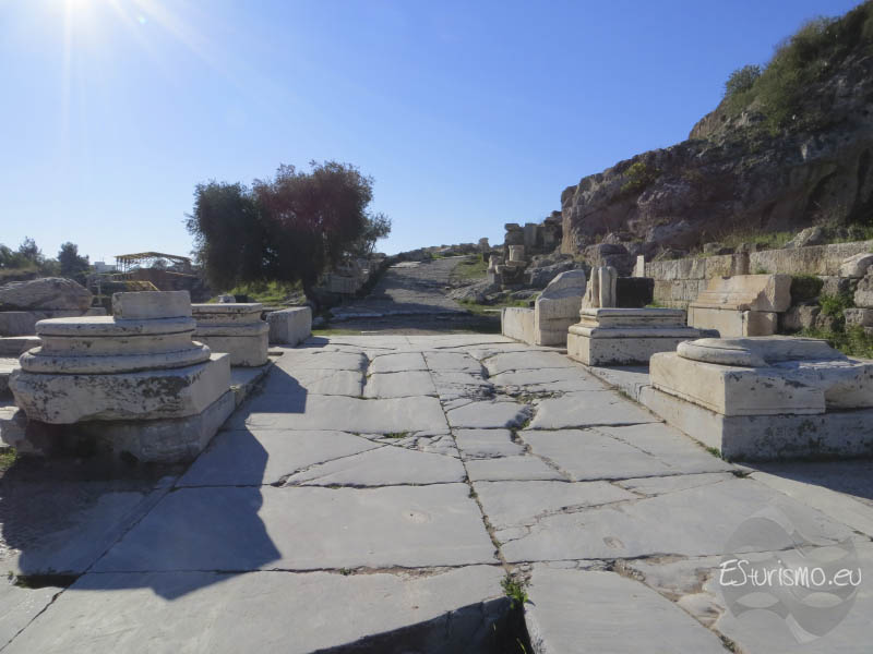 ESturismo.eu GRECIA - SITIO ARQUEOLÓGICO DE ELEUSIS Guía de la Excavación